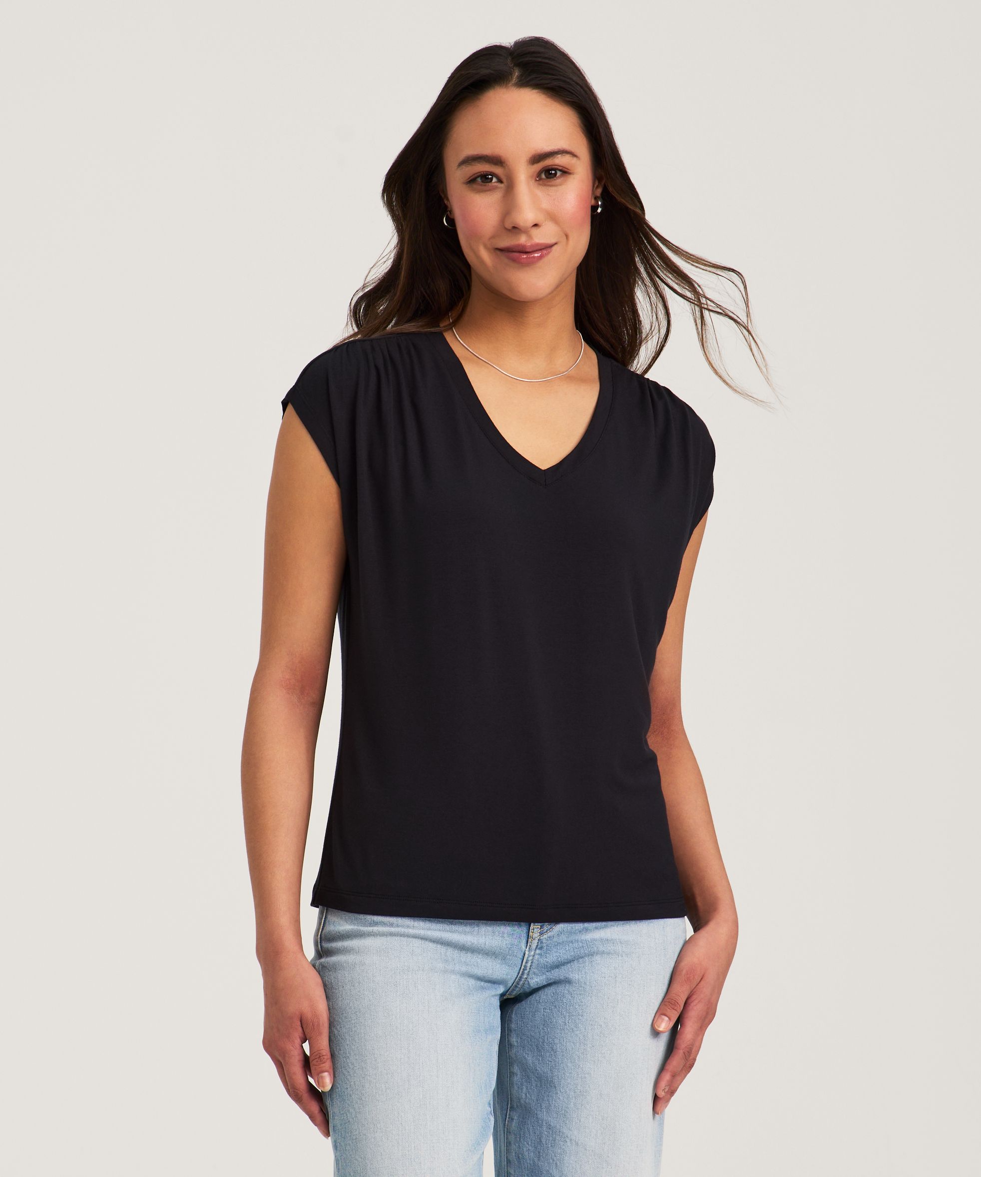 Denver Hayes Women's Short Sleeve Relaxed V Neck Top | Mark's